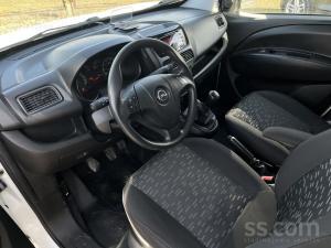 Balts Opel Combo 2017 Jelgava, ar dzinēja tilpumu 1.30 L un nobraukumu 152 tūkst. km par 4990 €, foto 9 vietnē AUTOMOTO.COM.LV