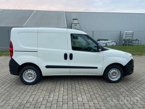 Balts Opel Combo 2018 Cēsis, ar dzinēja tilpumu 1.20 L un nobraukumu 0 tūkst. km par 4990 €, foto 14 vietnē AUTOMOTO.COM.LV