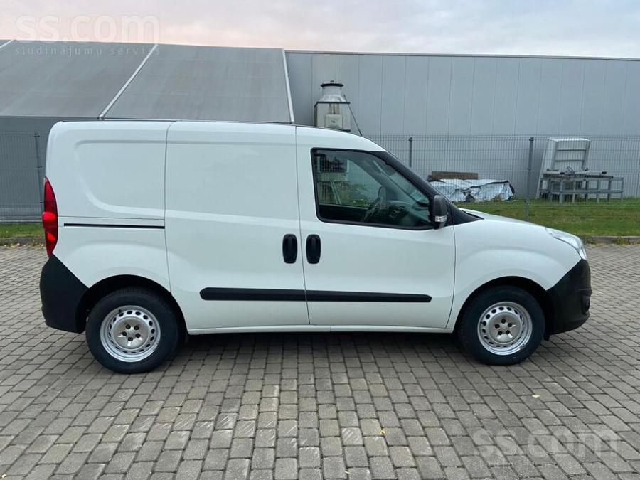 Balts Opel Combo 2018 Cēsis, ar dzinēja tilpumu 1.20 L un nobraukumu 0 tūkst. km par 4990 €, foto 14 vietnē AUTOMOTO.COM.LV