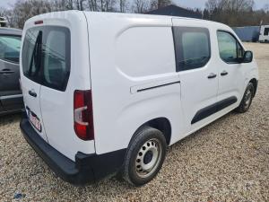 Balts Opel Combo 2021 Cēsis, ar dzinēja tilpumu 1.50 L un nobraukumu 186 tūkst. km par 10500 €, foto 4 vietnē AUTOMOTO.COM.LV