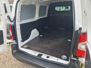 Balts Opel Combo 2021 Cēsis, ar dzinēja tilpumu 1.50 L un nobraukumu 186 tūkst. km par 10500 €, foto 6 vietnē AUTOMOTO.COM.LV