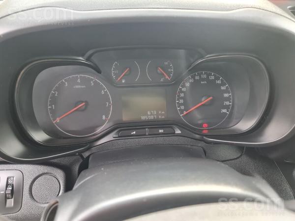 Balts Opel Combo 2021 Cēsis, ar dzinēja tilpumu 1.50 L un nobraukumu 186 tūkst. km par 10500 €, foto 7 vietnē AUTOMOTO.COM.LV