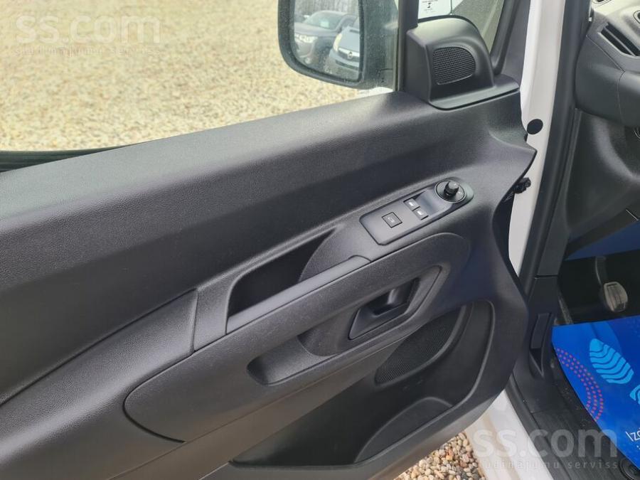 Balts Opel Combo 2021 Cēsis, ar dzinēja tilpumu 1.50 L un nobraukumu 186 tūkst. km par 10500 €, foto 10 vietnē AUTOMOTO.COM.LV
