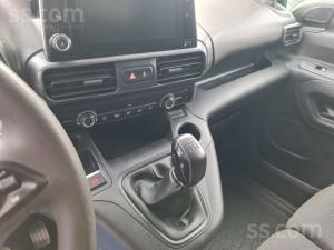 Balts Opel Combo 2021 Cēsis, ar dzinēja tilpumu 1.50 L un nobraukumu 186 tūkst. km par 10500 €, foto 11 vietnē AUTOMOTO.COM.LV