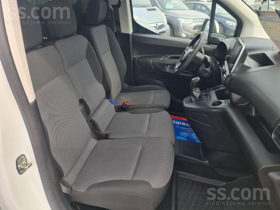 Balts Opel Combo 2021 Cēsis, ar dzinēja tilpumu 1.50 L un nobraukumu 186 tūkst. km par 10500 €, foto 14 vietnē AUTOMOTO.COM.LV