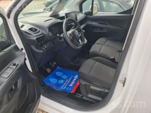 Balts Opel Combo 2021 Cēsis, ar dzinēja tilpumu 1.50 L un nobraukumu 186 tūkst. km par 10500 €, foto 15 vietnē AUTOMOTO.COM.LV