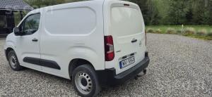 Balts Opel Combo 2021 Limbaži, ar dzinēja tilpumu 1.50 L un nobraukumu 134 tūkst. km par 8300 €, foto 3 vietnē AUTOMOTO.COM.LV