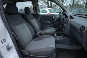 Balts Opel Combo 2005 Liepāja, ar dzinēja tilpumu 1.70 L un nobraukumu 212 tūkst. km par 2550 €, foto 13 vietnē AUTOMOTO.COM.LV