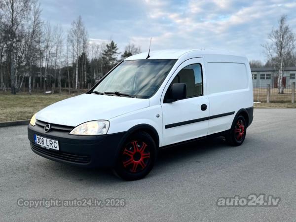 White Opel Combo 2006 in Tallinn, with an engine capacity of 1.40 L and mileage of 189 thousand km for 1490 €, photo 3 on AUTOMOTO.COM.LV