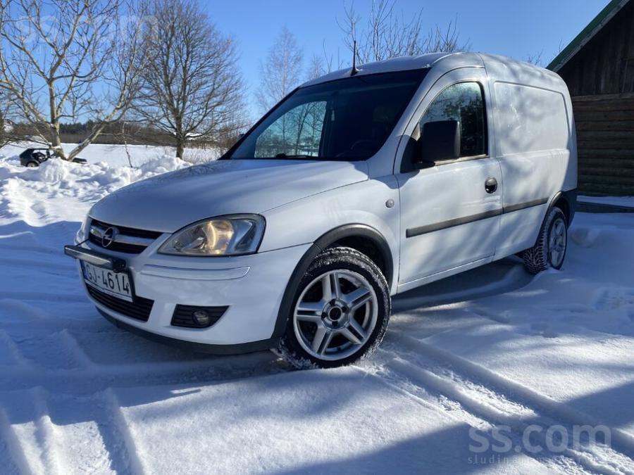 Balts Opel Combo 2007 Cēsis, ar dzinēja tilpumu 1.30 L un nobraukumu 351 tūkst. km par 1750 €, foto 2 vietnē AUTOMOTO.COM.LV