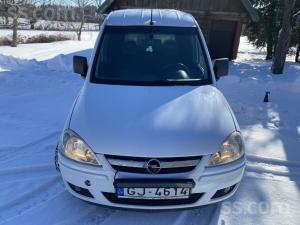 Balts Opel Combo 2007 Cēsis, ar dzinēja tilpumu 1.30 L un nobraukumu 351 tūkst. km par 1750 €, foto 3 vietnē AUTOMOTO.COM.LV
