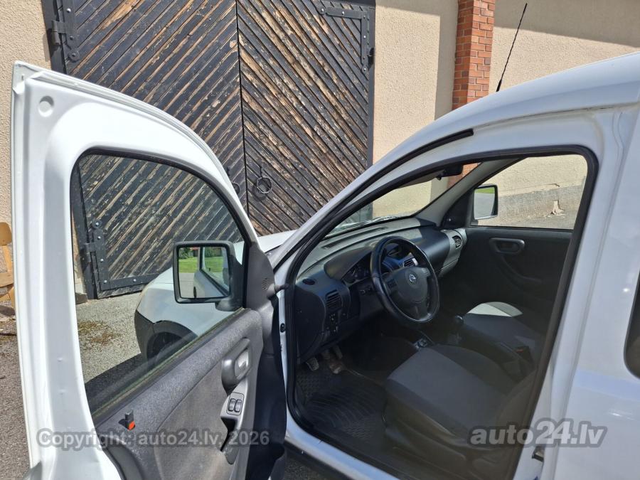 Balts Opel Combo 2010 Tallina, ar dzinēja tilpumu 1.60 L un nobraukumu 245 tūkst. km par 2499 €, foto 10 vietnē AUTOMOTO.COM.LV