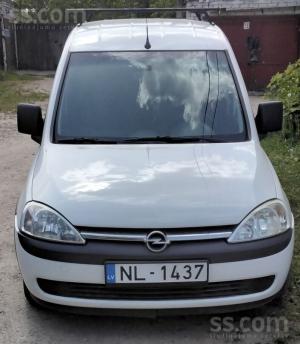 White Opel Combo 2011 in Riga, with an engine capacity of 1.30 L and mileage of 161 thousand km for 9990 €, photo 6 on AUTOMOTO.COM.LV