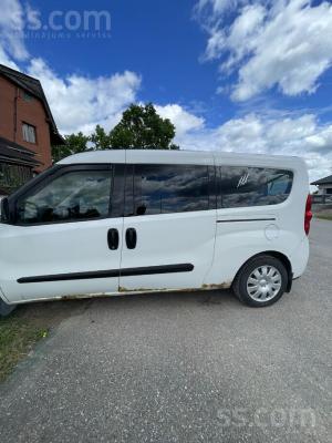 White Opel Combo 2013 in Tukums, with an engine capacity of 2.00 L and mileage of 388 thousand km for 1500 €, photo 4 on AUTOMOTO.COM.LV