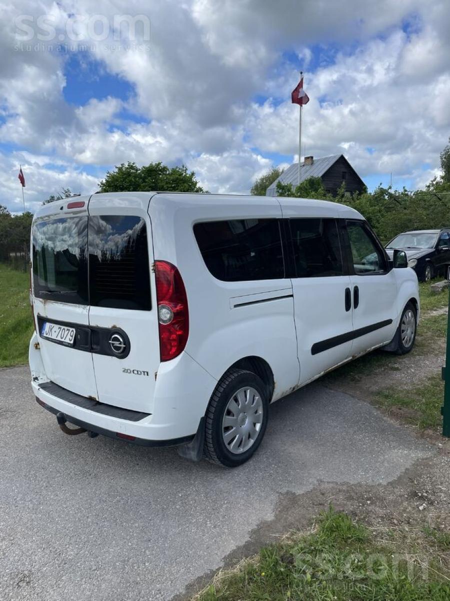 White Opel Combo 2013 in Tukums, with an engine capacity of 2.00 L and mileage of 388 thousand km for 1500 €, photo 7 on AUTOMOTO.COM.LV