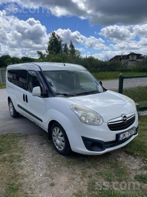 White Opel Combo 2013 in Tukums, with an engine capacity of 2.00 L and mileage of 388 thousand km for 1500 €, photo 8 on AUTOMOTO.COM.LV