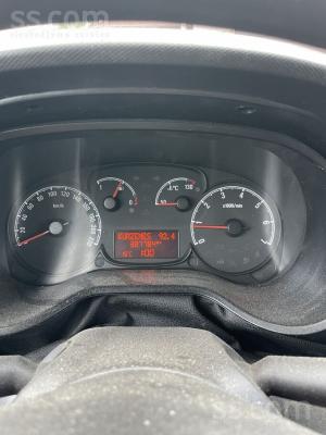 White Opel Combo 2013 in Tukums, with an engine capacity of 2.00 L and mileage of 388 thousand km for 1500 €, photo 13 on AUTOMOTO.COM.LV