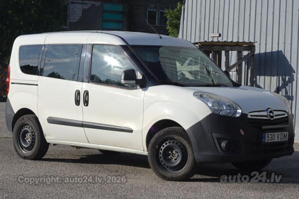 Balts Opel Combo 2013 Pērnava, ar dzinēja tilpumu 1.40 L un nobraukumu 224 tūkst. km par 2800 €, foto 1 vietnē AUTOMOTO.COM.LV