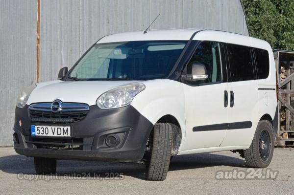 Balts Opel Combo 2013 Pērnava, ar dzinēja tilpumu 1.40 L un nobraukumu 224 tūkst. km par 2800 €, foto 2 vietnē AUTOMOTO.COM.LV