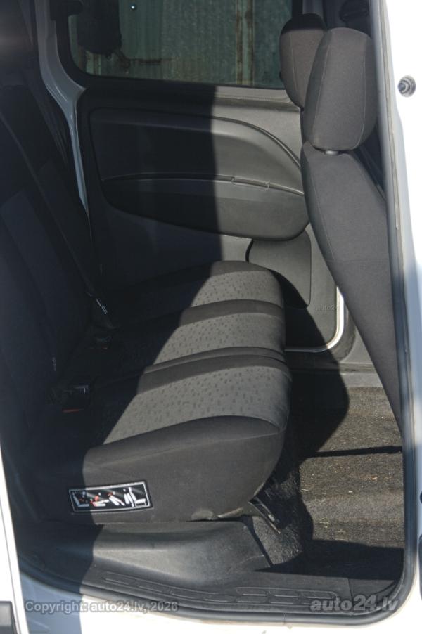 Balts Opel Combo 2013 Pērnava, ar dzinēja tilpumu 1.40 L un nobraukumu 224 tūkst. km par 2800 €, foto 7 vietnē AUTOMOTO.COM.LV