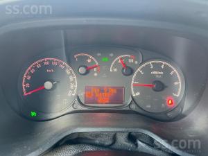 White Opel Combo 2018 in Riga, with an engine capacity of 1.30 L and mileage of 0 thousand km for 6900 €, photo 4 on AUTOMOTO.COM.LV
