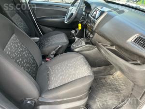 Balts Opel Combo 2018 Rīga, ar dzinēja tilpumu 1.30 L un nobraukumu 0 tūkst. km par 6750 €, foto 8 vietnē AUTOMOTO.COM.LV