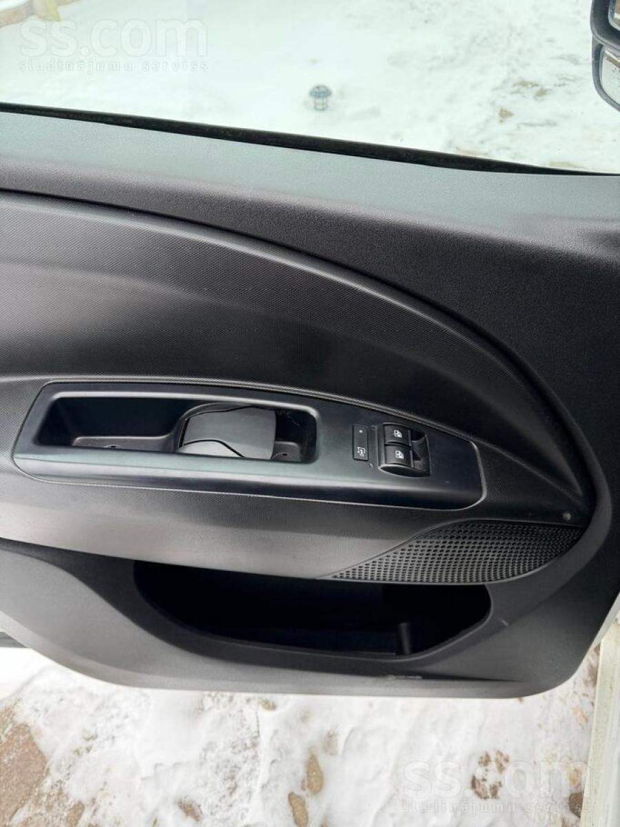 Balts Opel Combo 2018 Jelgava, ar dzinēja tilpumu 1.30 L un nobraukumu 107 tūkst. km par 7200 €, foto 7 vietnē AUTOMOTO.COM.LV