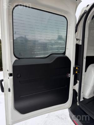Balts Opel Combo 2018 Jelgava, ar dzinēja tilpumu 1.30 L un nobraukumu 107 tūkst. km par 7200 €, foto 11 vietnē AUTOMOTO.COM.LV