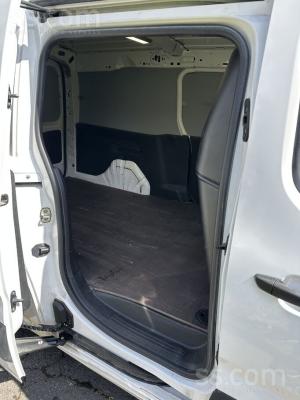 Balts Opel Combo 2019 Rīga, ar dzinēja tilpumu 1.50 L un nobraukumu 129 tūkst. km par 10850 €, foto 10 vietnē AUTOMOTO.COM.LV