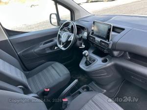 White Opel Combo 2020 in Tartu, with an engine capacity of 1.50 L and mileage of 164 thousand km for 11999 €, photo 12 on AUTOMOTO.COM.LV