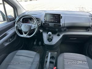 White Opel Combo 2020 in Tartu, with an engine capacity of 1.50 L and mileage of 164 thousand km for 11999 €, photo 14 on AUTOMOTO.COM.LV