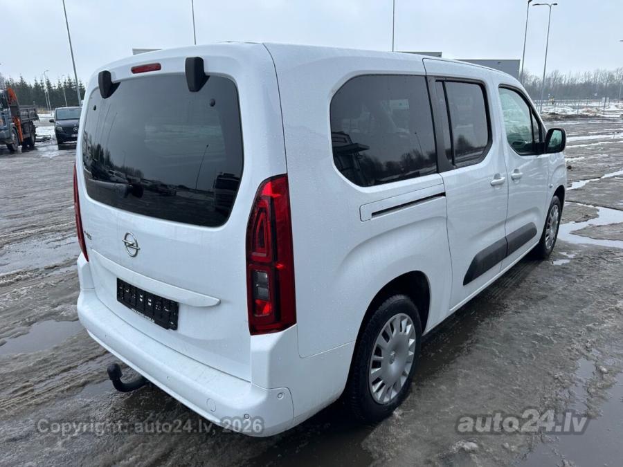 Balts Opel Combo 2020 Tartu, ar dzinēja tilpumu 1.50 L un nobraukumu 207 tūkst. km par 10999 €, foto 4 vietnē AUTOMOTO.COM.LV
