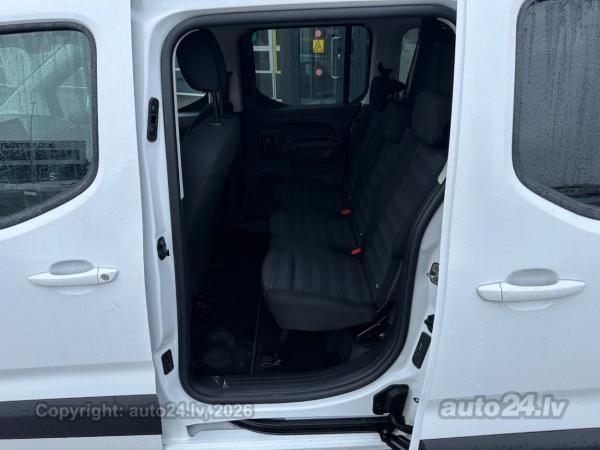 Balts Opel Combo 2020 Tartu, ar dzinēja tilpumu 1.50 L un nobraukumu 207 tūkst. km par 10999 €, foto 10 vietnē AUTOMOTO.COM.LV