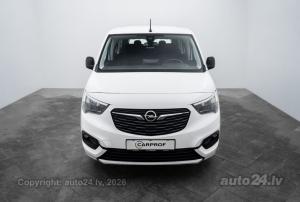 Balts Opel Combo 2021 Tallina, ar dzinēja tilpumu 1.20 L un nobraukumu 141 tūkst. km par 13999 €, foto 2 vietnē AUTOMOTO.COM.LV