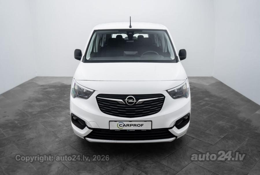Balts Opel Combo 2021 Tallina, ar dzinēja tilpumu 1.20 L un nobraukumu 141 tūkst. km par 13999 €, foto 2 vietnē AUTOMOTO.COM.LV