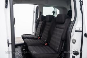 Balts Opel Combo 2021 Tallina, ar dzinēja tilpumu 1.20 L un nobraukumu 141 tūkst. km par 13999 €, foto 8 vietnē AUTOMOTO.COM.LV