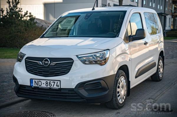 Balts Opel Combo 2022 Rīga, ar dzinēja tilpumu 1.50 L un nobraukumu 0 tūkst. km par 9990 €, foto 1 vietnē AUTOMOTO.COM.LV