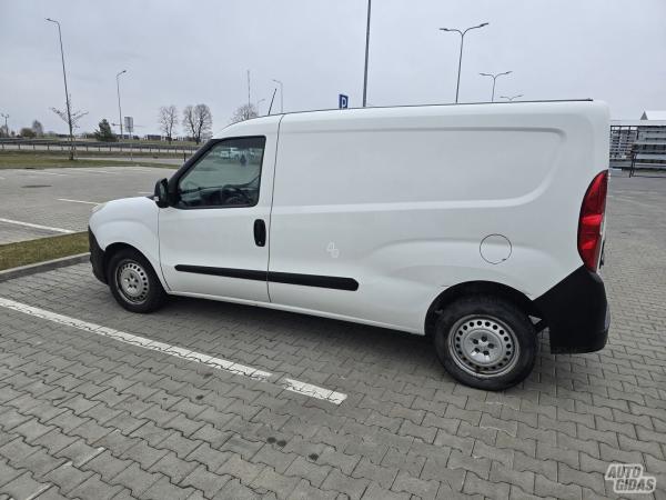 Balts Opel Combo 2017 Viļņa, ar dzinēja tilpumu 1.30 L un nobraukumu 350 tūkst. km par 3800 €, foto 1 vietnē AUTOMOTO.COM.LV