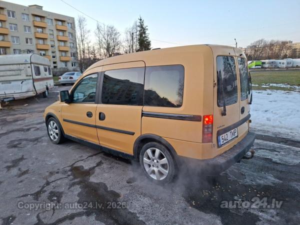 Yellow Opel Combo 2006 in Tallinn, with an engine capacity of 1.60 L and mileage of 296 thousand km for 799 €, photo 3 on AUTOMOTO.COM.LV