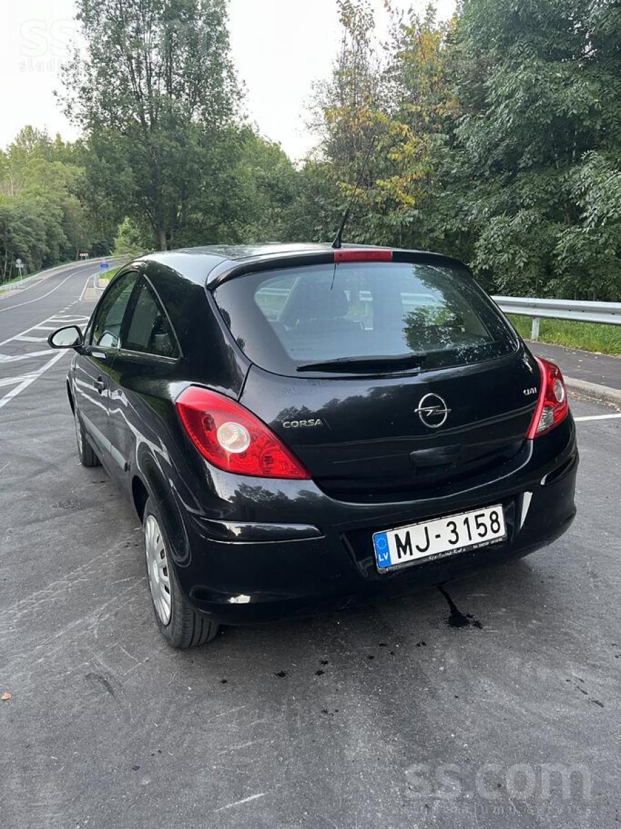 Melns Opel Corsa 2007 Rīga, ar dzinēja tilpumu 1.30 L un nobraukumu 167 tūkst. km par 1900 €, foto 4 vietnē AUTOMOTO.COM.LV