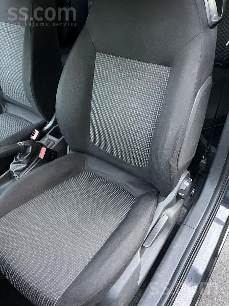 Melns Opel Corsa 2007 Rīga, ar dzinēja tilpumu 1.30 L un nobraukumu 167 tūkst. km par 1900 €, foto 14 vietnē AUTOMOTO.COM.LV