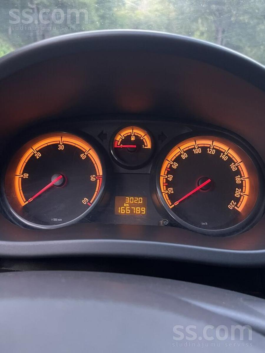 Melns Opel Corsa 2007 Rīga, ar dzinēja tilpumu 1.30 L un nobraukumu 167 tūkst. km par 1900 €, foto 19 vietnē AUTOMOTO.COM.LV