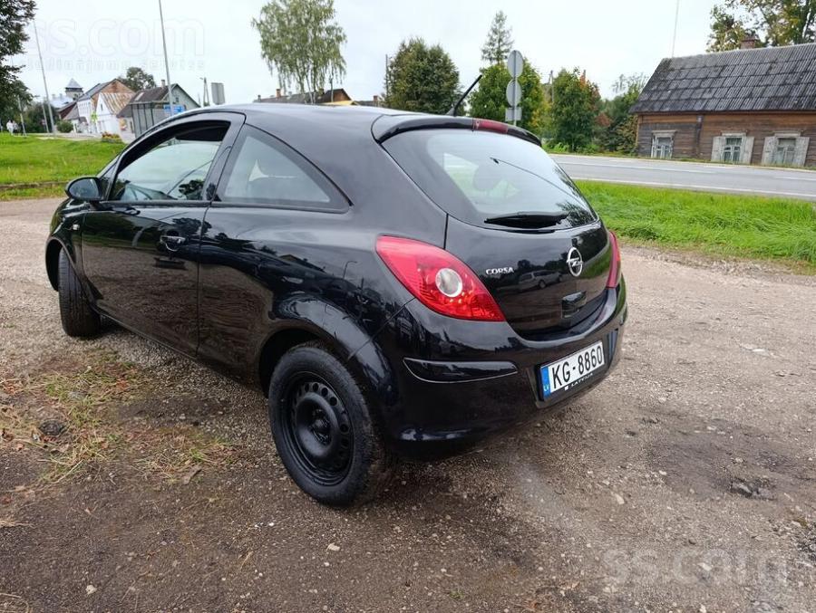 Black Opel Corsa 2011 in Rezekne, with an engine capacity of 1.20 L and mileage of 177 thousand km for 1950 €, photo 6 on AUTOMOTO.COM.LV
