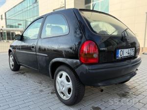 Black Opel Corsa 1999 in Riga, with an engine capacity of 1.20 L and mileage of 0 thousand km for 1300 €, photo 8 on AUTOMOTO.COM.LV