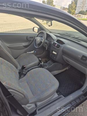 Melns Opel Corsa 2001 Rīga, ar dzinēja tilpumu 1.00 L un nobraukumu 0 tūkst. km par 650 €, foto 11 vietnē AUTOMOTO.COM.LV