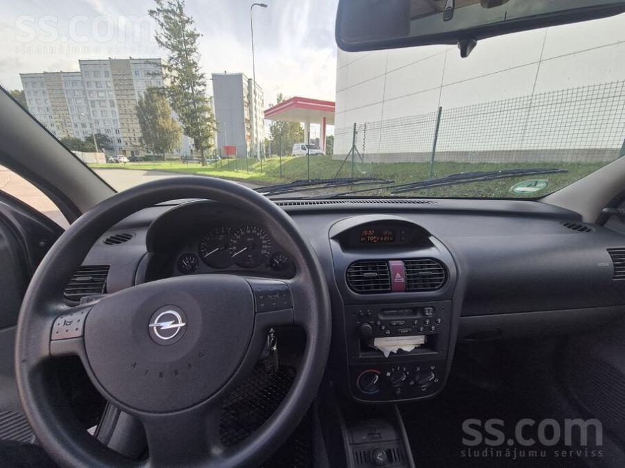 Melns Opel Corsa 2001 Rīga, ar dzinēja tilpumu 1.00 L un nobraukumu 0 tūkst. km par 650 €, foto 12 vietnē AUTOMOTO.COM.LV