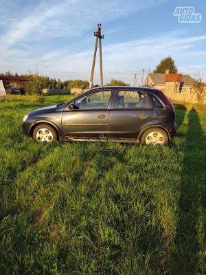 Black Opel Corsa 2002 in Trakai, with an engine capacity of 1.70 L and mileage of 400 thousand km for 680 €, photo 3 on AUTOMOTO.COM.LV