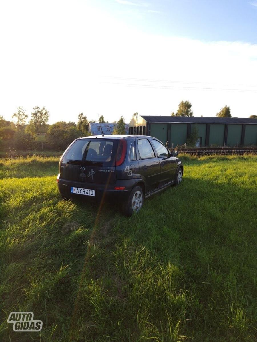 Black Opel Corsa 2002 in Trakai, with an engine capacity of 1.70 L and mileage of 400 thousand km for 680 €, photo 5 on AUTOMOTO.COM.LV
