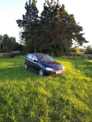 Black Opel Corsa 2002 in Trakai, with an engine capacity of 1.70 L and mileage of 400 thousand km for 680 €, photo 6 on AUTOMOTO.COM.LV