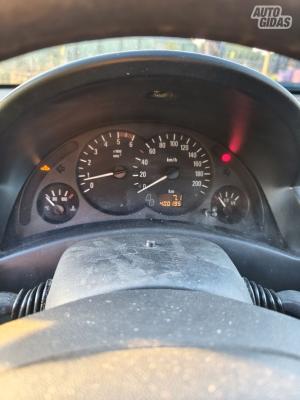 Black Opel Corsa 2002 in Trakai, with an engine capacity of 1.70 L and mileage of 400 thousand km for 680 €, photo 12 on AUTOMOTO.COM.LV
